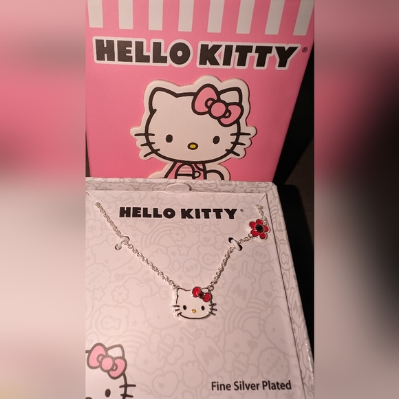Hello Kitty | Accessories | Hello Kitty Silver Necklace | Poshmark